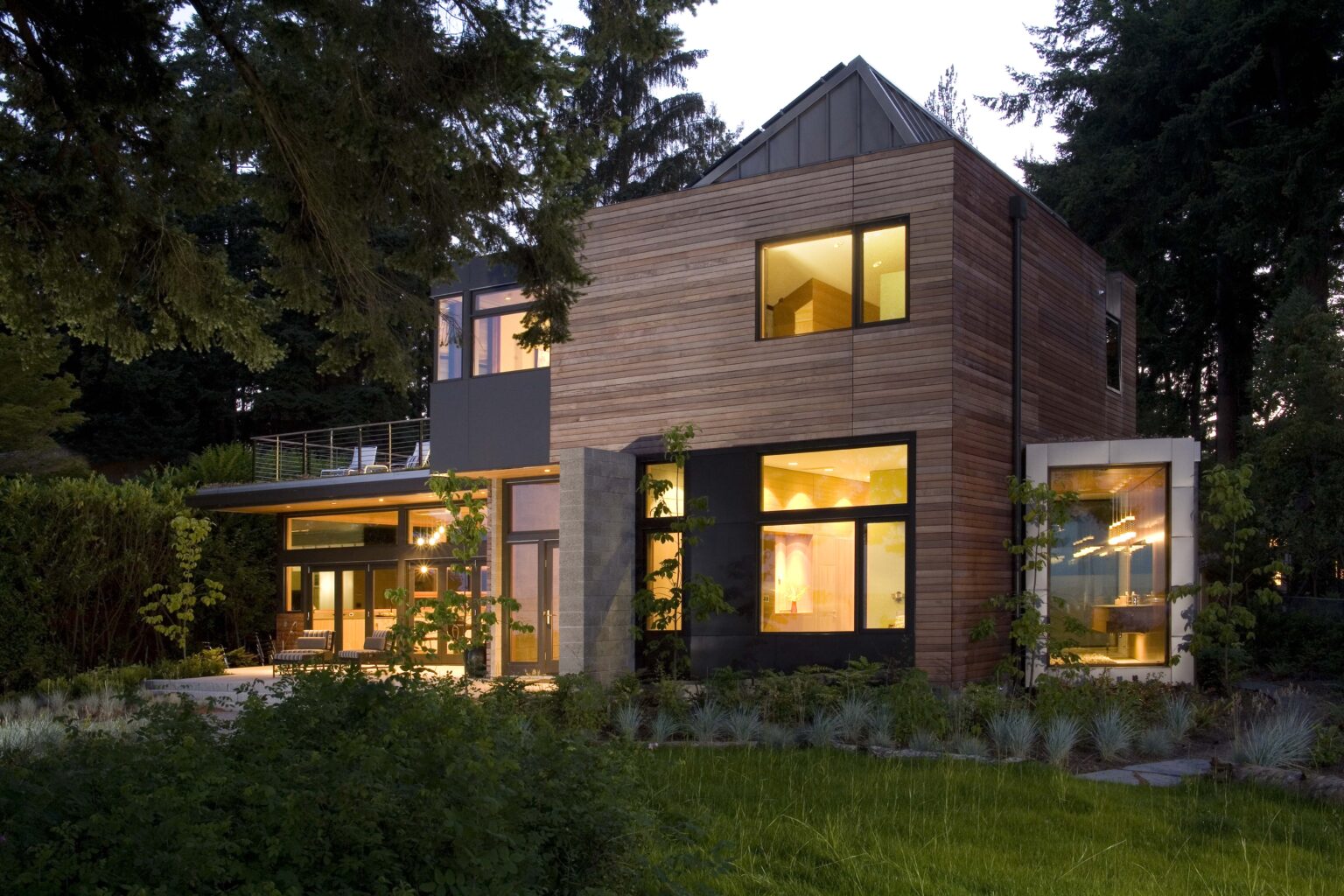 Environmentally Friendly Architecture | Recycled Home Project